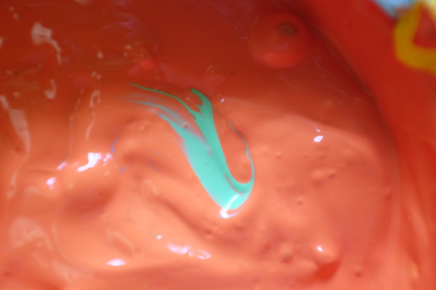 The gap between New Materialism and education practice